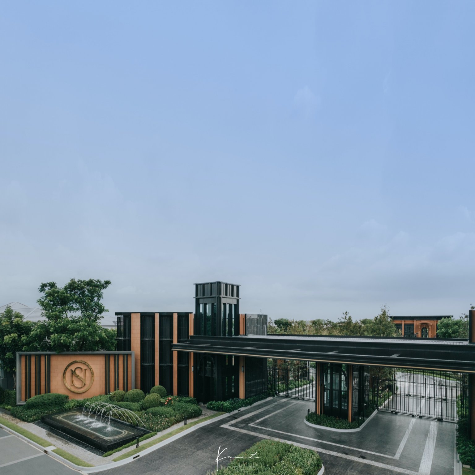 NARASIRI Krungthep Kreetha | KANT