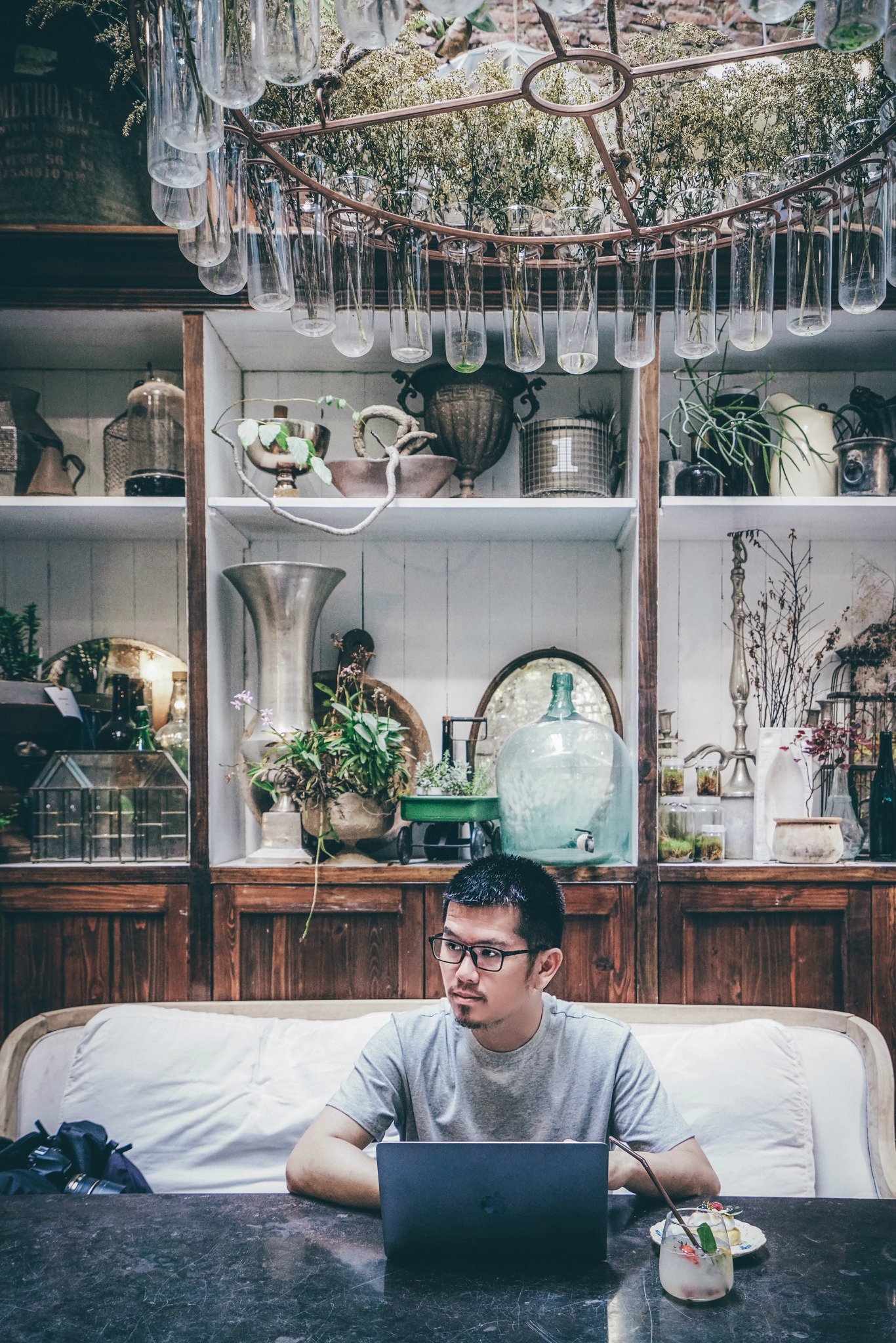 NANA COFFEE ROASTER x ONEDAY WALLFLOWERS | KANT